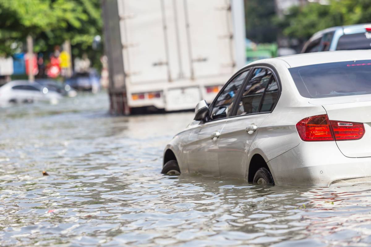 Can a Flooded Car Still Work? Flooded Car Tips - Airtasker | Airtasker AU