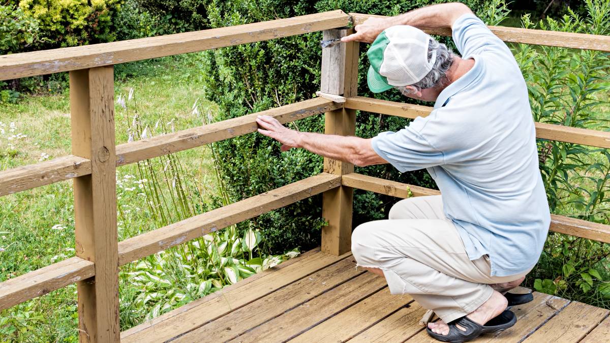 How much does garden decking cost? | Airtasker UK