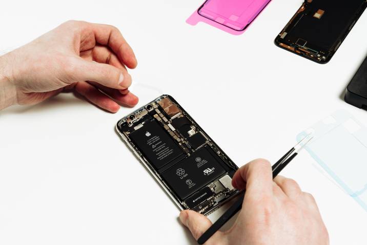 iPhone Repair Cost Guide | Airtasker US
