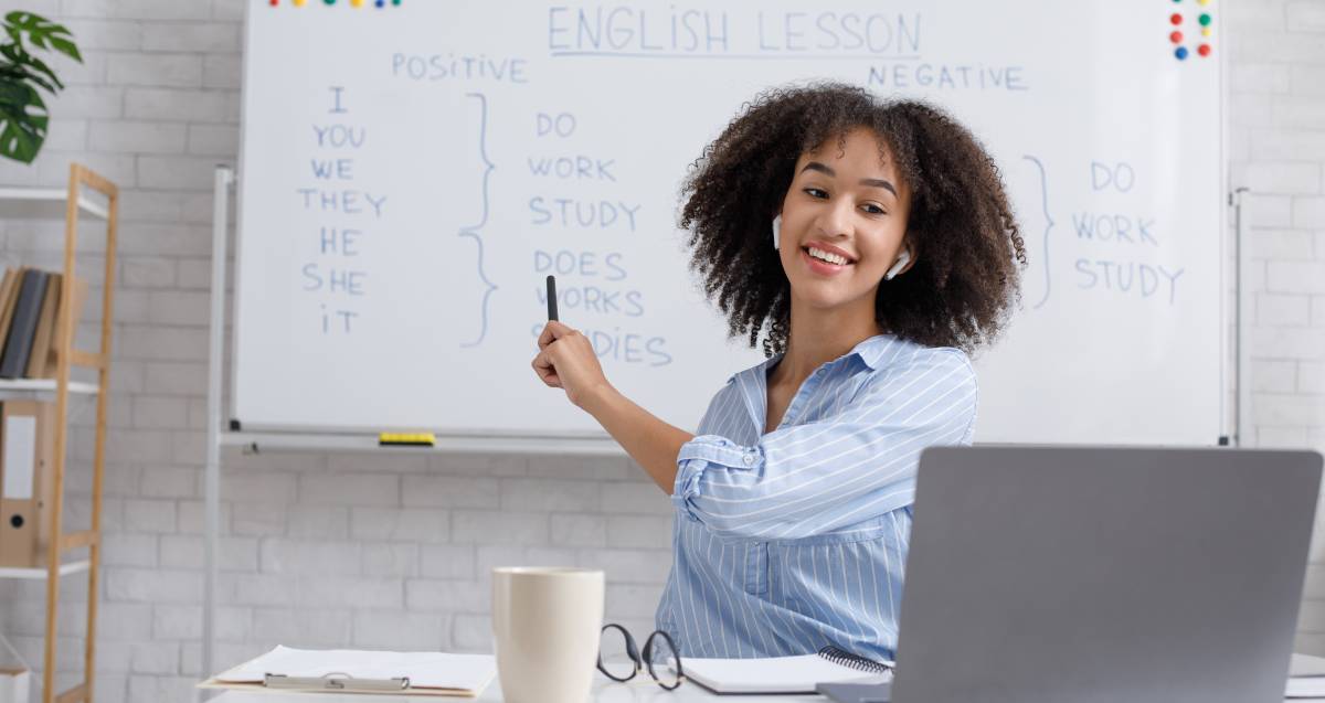 16 Best Side Hustles for Teachers | Airtasker UK