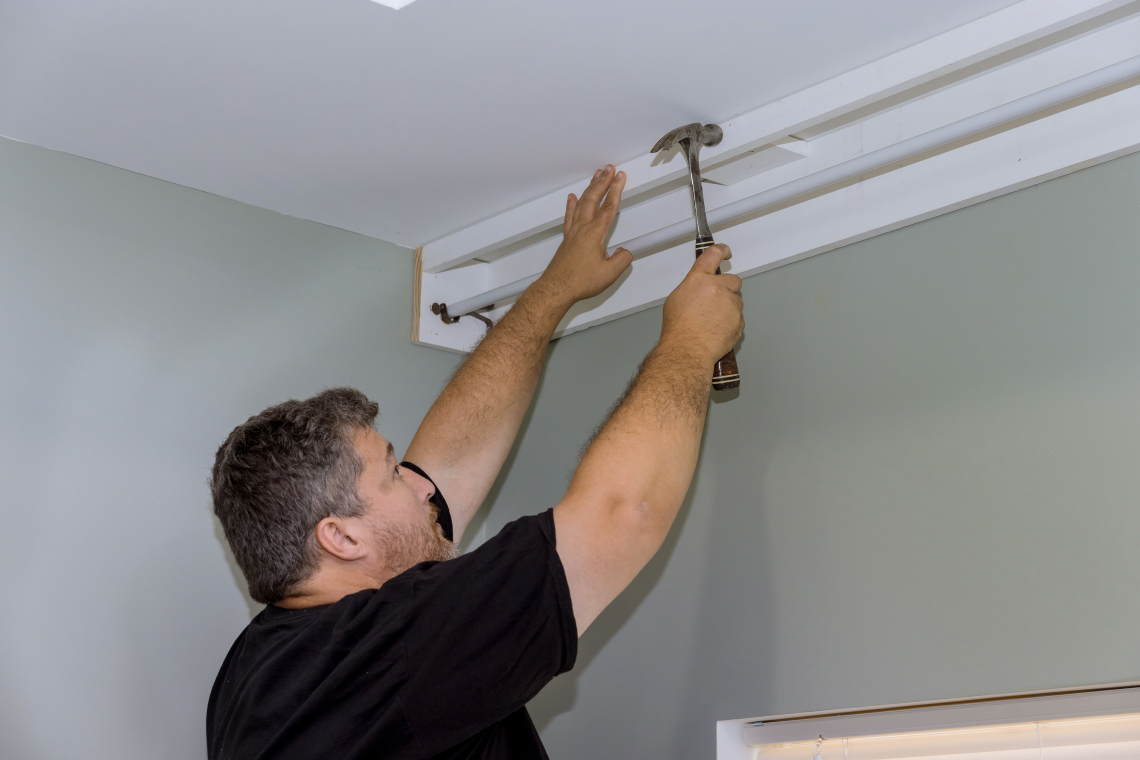 Top 10 Best Curtain Rod Installers near you | Airtasker US