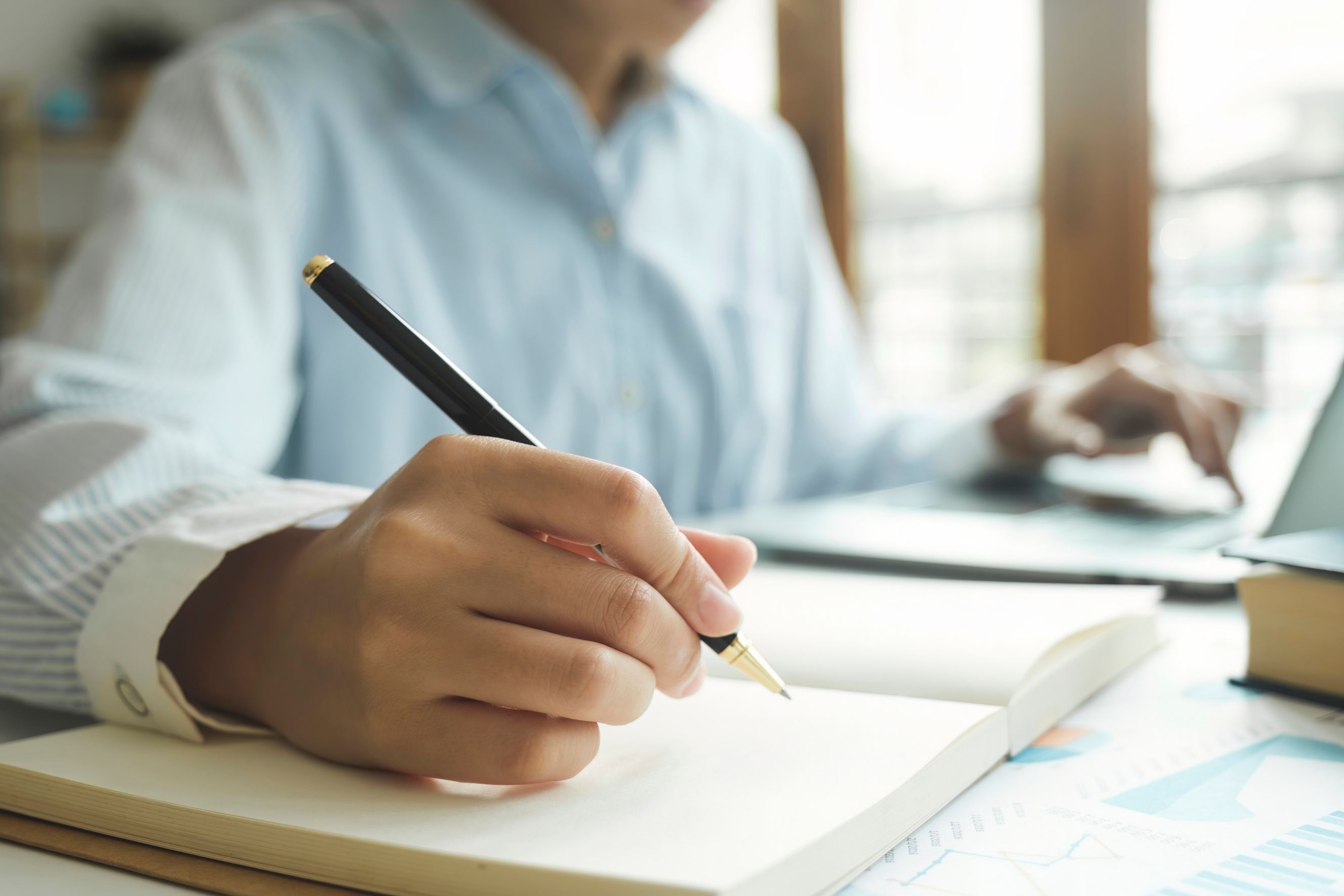Top 10 Best White Paper Writers near you | Airtasker UK
