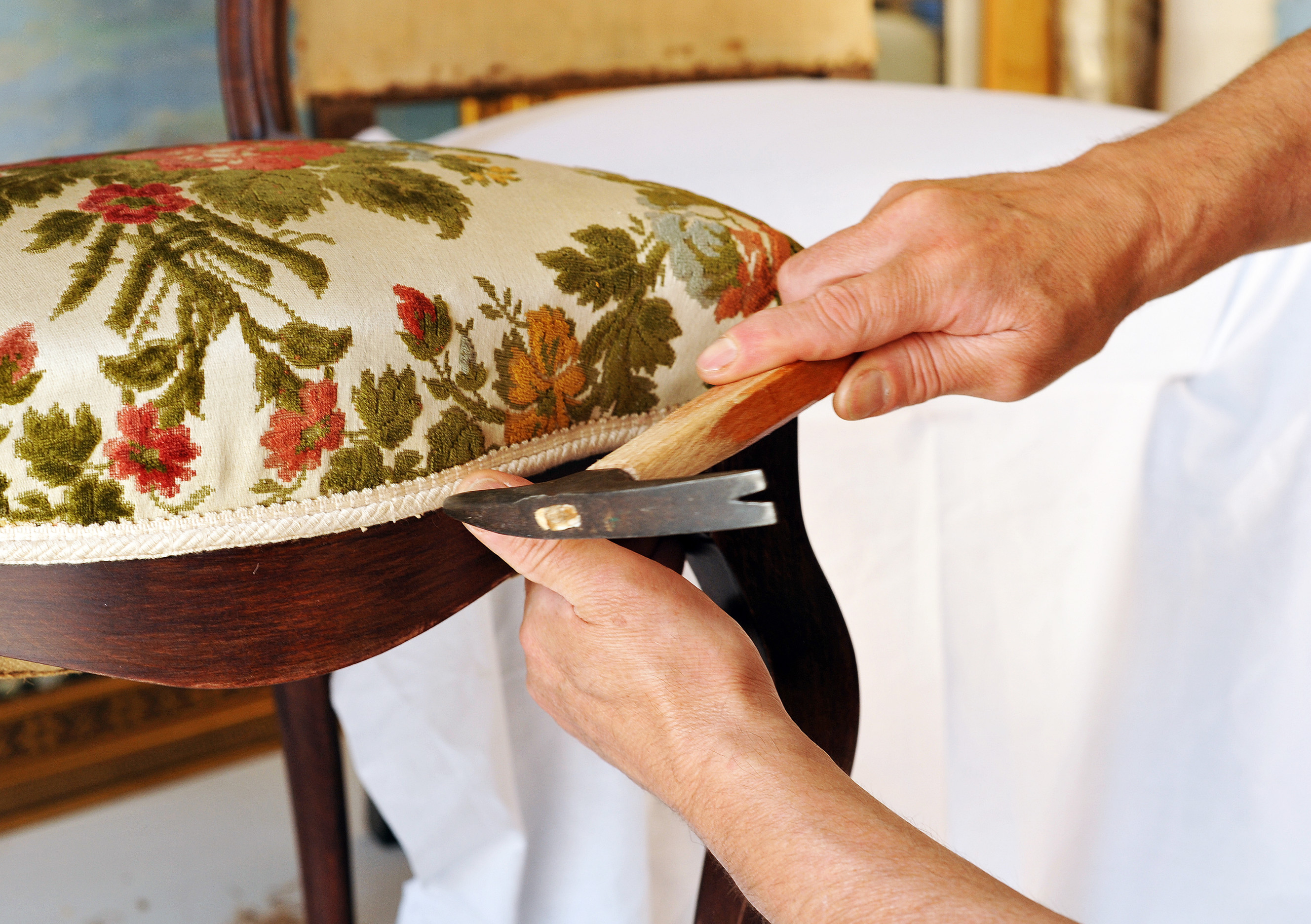 Budget Friendly Chair Repairs near you | Airtasker UK