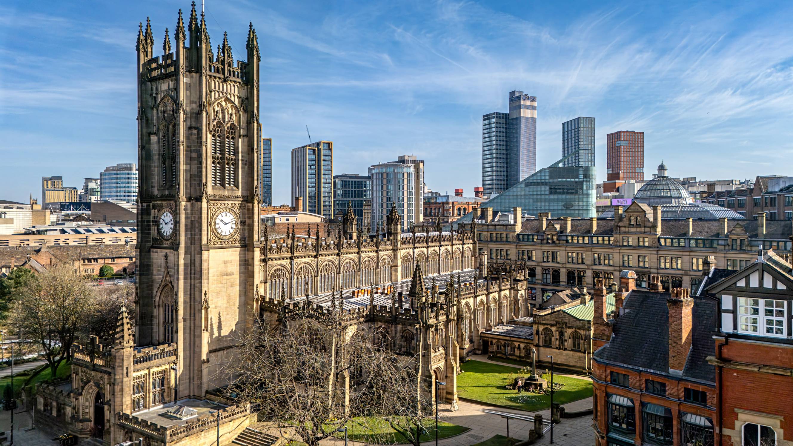Moving to Manchester: A Complete Guide for UK Residents | Airtasker UK