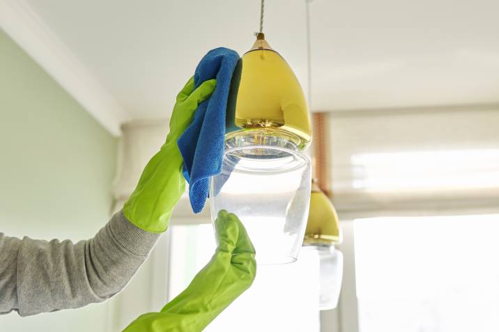 How to Clean Light Fixtures | Airtasker US